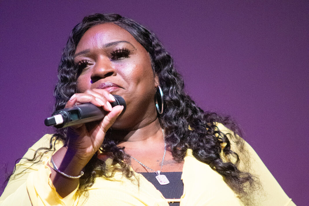 DeeVine – (Denise Walker-Phillips) – ACASA